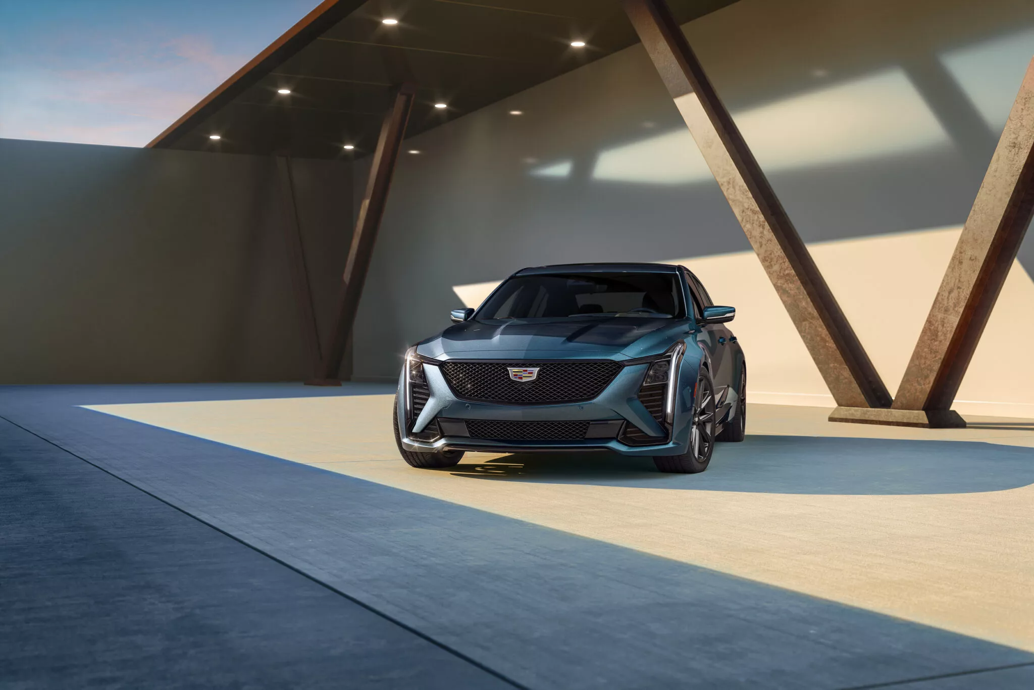 Cadillac потвърждава нов седан CT5 с бензинов двигател | MyVe