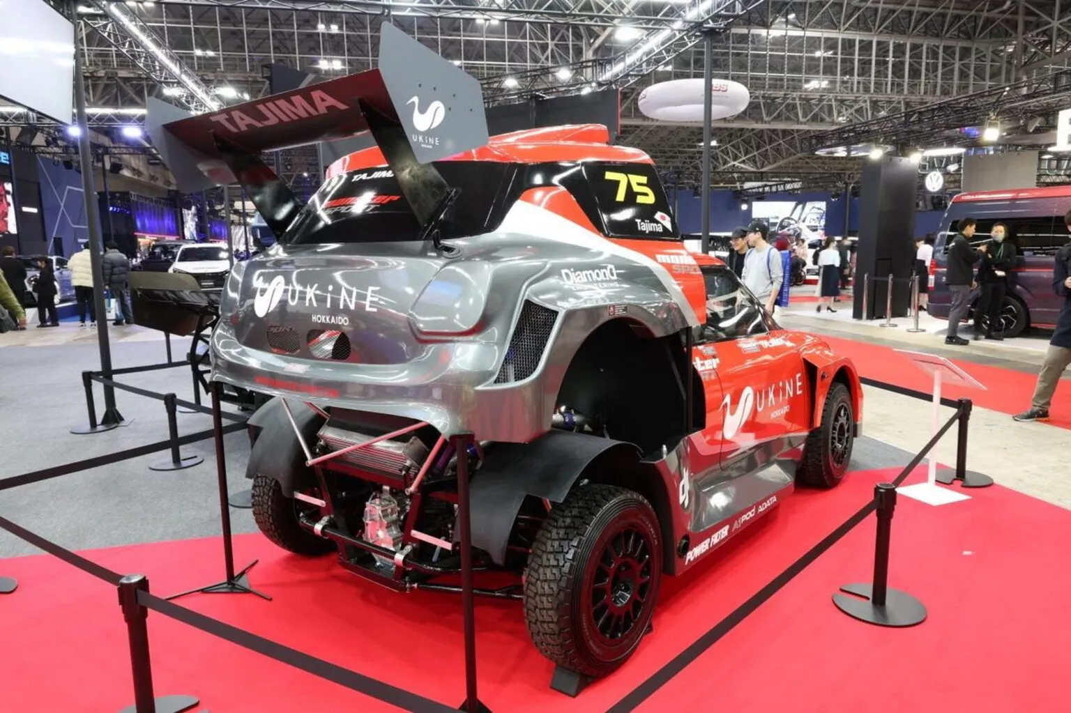 Monster Sport показа Super Swift: прототип със средно разположен мотор ...