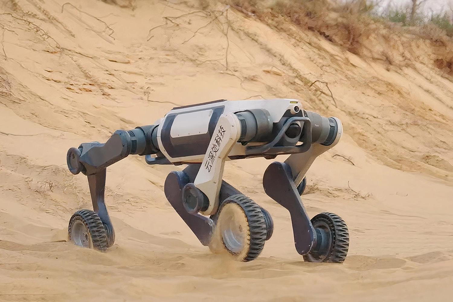 DEEP Robotics LYNX M20S достига 5 177 м и показва нова проходимост | MyVe